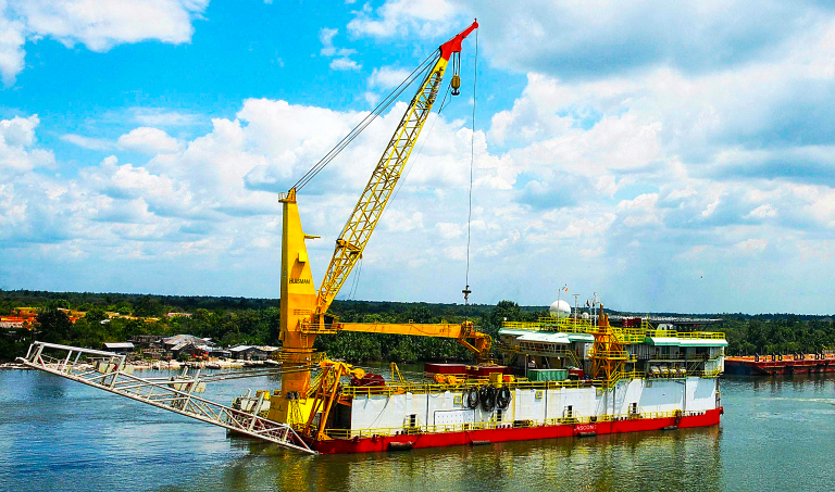 DP / MOORED Construction & Accommodation – WAV